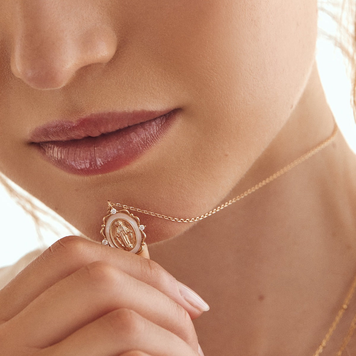 Necklaces – Elizabeth Stone